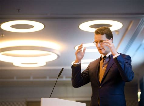 Wüst wird als Politiker des Jahres ausgezeichnet NRW Mindener