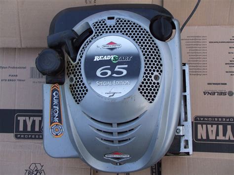 SILNIK Spalinowy Briggs Stratton QUANTUM 650 11364044038 Oficjalne