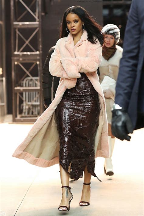 Robyn Rihanna Fenty Photo