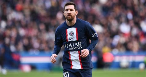 PSG Mercato un club dégaine une offre folle pour Messi on sait