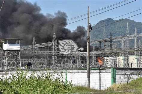 Incendio en transformador al interior de subestación de la CFE causa