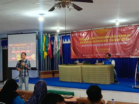 Sosialisasikan Tahapan Pilkada KPU Kota Kediri Sasar Pemilih Pemula