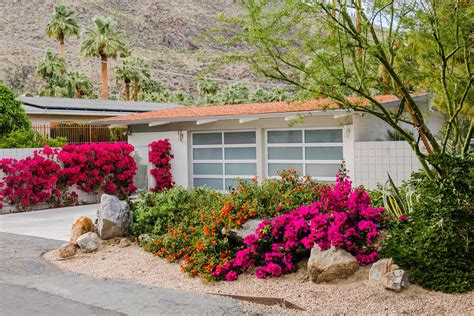25 Landscape Design Ideas For Midcentury Modern Homes