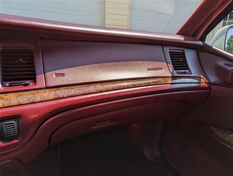 1985 Lincoln Town Car Signature 49 Barn Finds