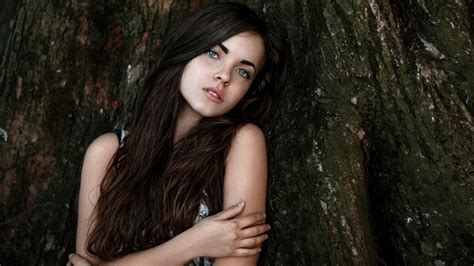 Face Trees Blue Eyes Long Hair Women Looking At Viewer Nature