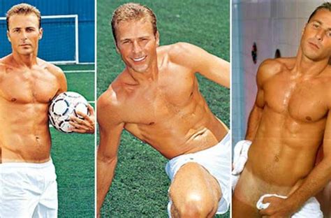 Jogador Alexandre Ga Cho Pelado Na Revista G Magazine Porno Gay