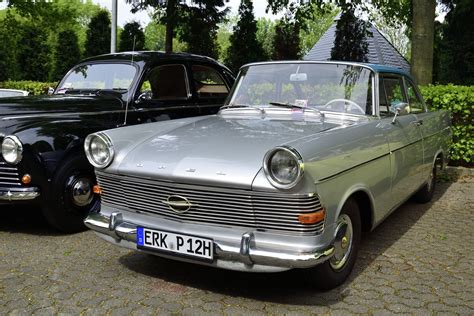 Opel Rekord P Fotos Fahrzeugbilder De