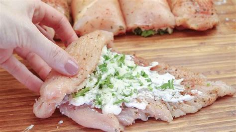 Blancs De Poulet Farcis Au Fromage Et Aux Fines Herbes Une Recette