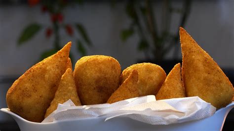 Receita Nosso Campo Aprenda A Fazer Uma Coxinha De Frango Massa De