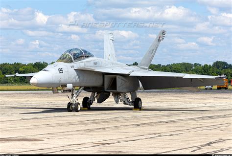 165928 United States Navy Boeing F A 18F Super Hornet Photo By OMGcat