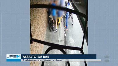 JPB 2ª Edição TV Paraíba Bandidos assaltam clientes em bar de
