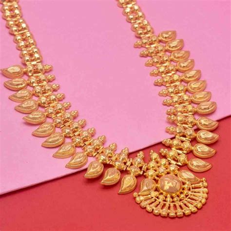 Elevate Your Bridal Look With The Stunning Wedding Gold Necklace Design