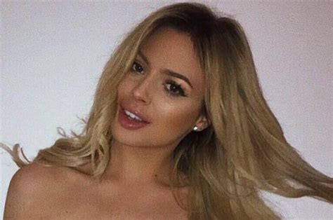 Danielle Sellers Instagram Love Island 2017 Babe Goes Topless Daily Star