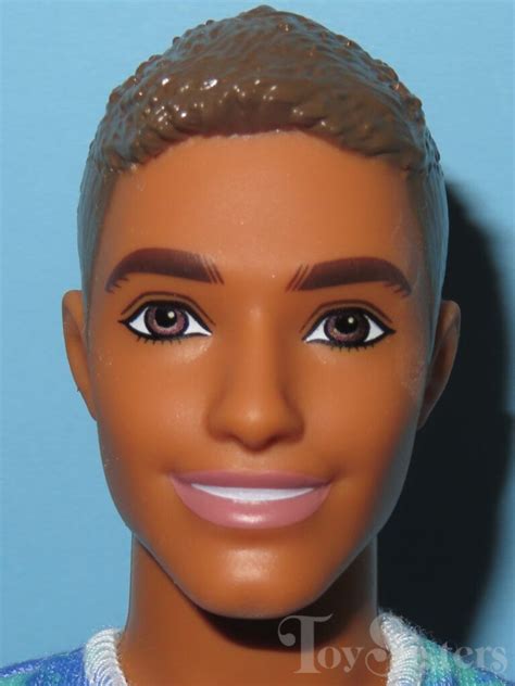 Fashionistas Barbie Ken Los Angeles Shirt Hjt Toy Sisters