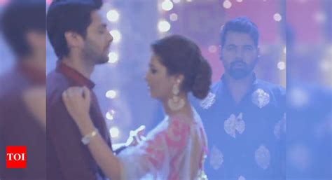 Kumkum Bhagya Written Update December 17 2018 Pragya Dances With
