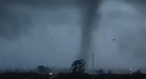 Milano Il Video Impressionante Del Tornado A Cernusco Sul Naviglio