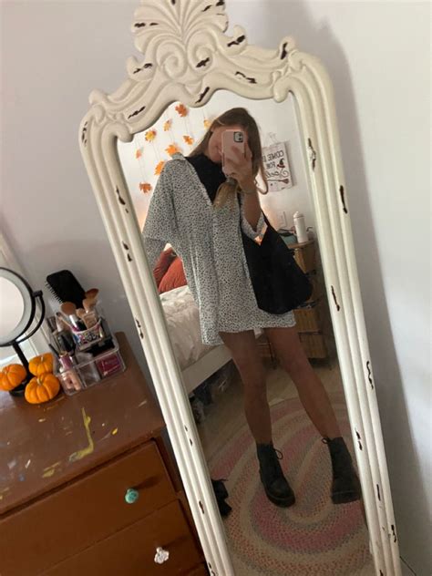 Pin By Samantha Martinez On Full Fits Mirror Selfie Fitness Selfie