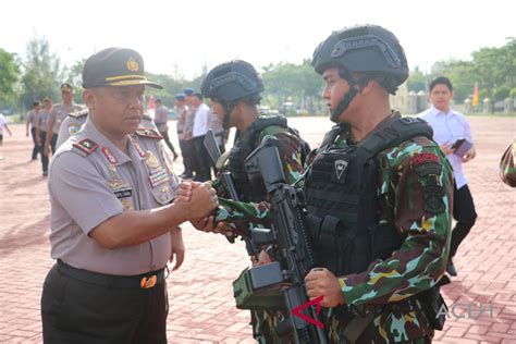 Polda Aceh Kirim 120 Brimob Ke Papua ANTARA News Aceh