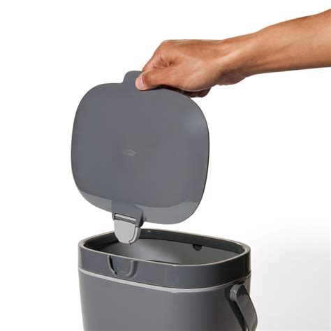 Bac à compost de cuisine gris 6 6 L OX13294600 OXO Francis BATT