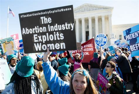 Société Le droit à l avortement menacé aux États Unis