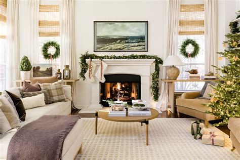 29 Cozy Christmas Living Room Ideas For A Beautiful Holiday