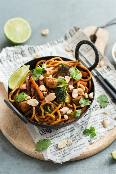 Chic Chic Chocolat Wok de poulet légumes et nouilles chinoises