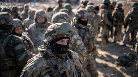 Wojna w Ukrainie Ukraińcy przygotowują się do kontrofensywy Prigożyn