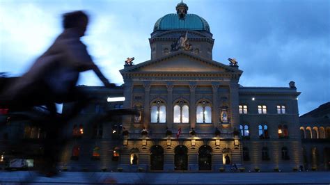La place Fédérale au cœur dun bras de fer institutionnel entre la