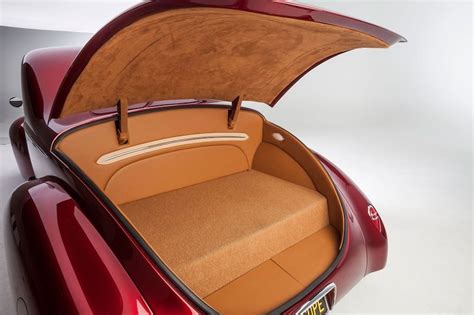 4 6l Modular Ford V8 Swap And Stealth Details Put This 1940 Ford Coupe