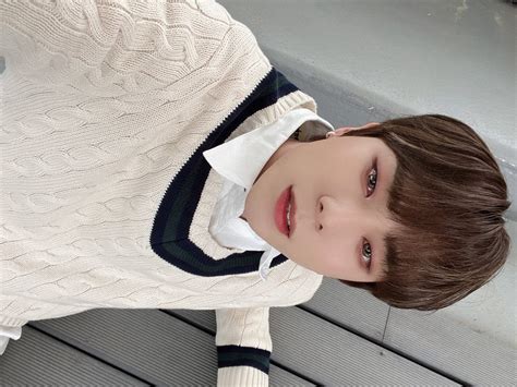 little dude on Twitter RT OmegaX members OX 나의 가로본능 이따봐