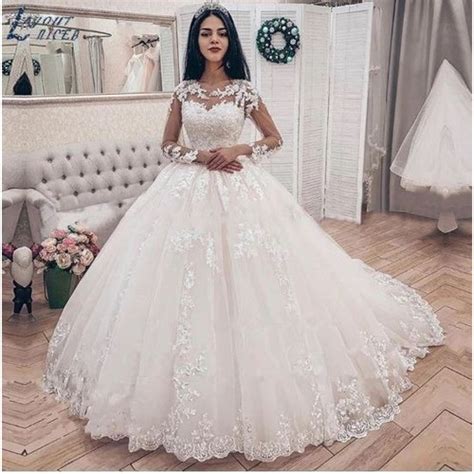Vestido De Noiva Casamento Estilo Princesa Super Luxo Cauda Longa