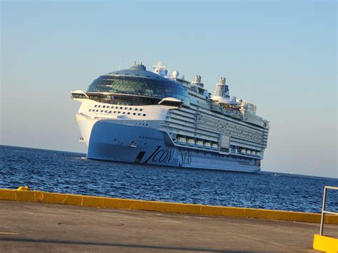 Icon Of The Seas El Crucero M S Grande Del Mundo Arriba A Roat N