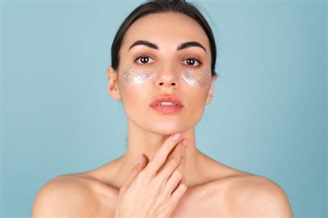 Portrait De Beaut Rapproch D Une Femme Seins Nus Avec Une Peau
