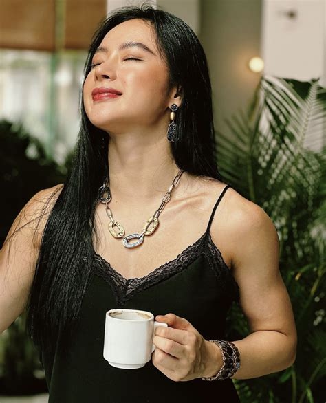 Angela Ph Ng Trinh Thay I H Nh T Ng M I Kh C Xa V I Ng Y X A