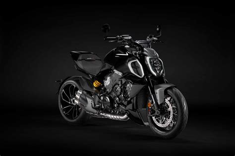 Ducati Recalls Diavel V4 Models Due To Footrest Problem Motorcycles