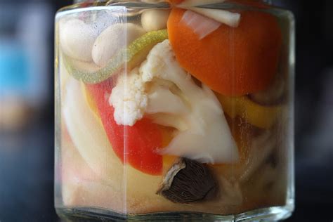 Encurtidos caseros la receta para hacerlos caseros y qué propiedades