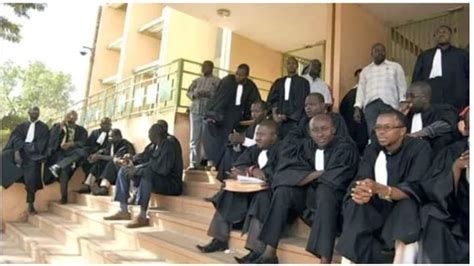 Burkina Affaire guérisseuse de Komsilga LIntersyndicale des