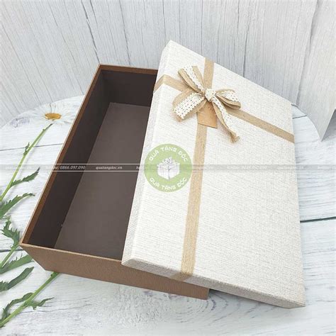 Hướng dẫn chi tiết cách làm hộp quà bằng bìa carton đẹp lung linh