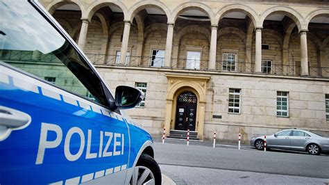 Killer Im Auftrag Des Ehemanns Mord An Stewardess Nach 17 Jahren