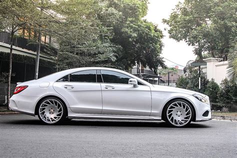 Permaisuri Cls Class W Vossen Vle Limited Edition