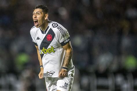 Capas De Jornais Destacam Triunfo Do Vasco Sobre O CSA Veja SuperVasco