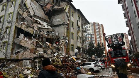 Terremoto en Turquía y Siria ya son más de 21 mil los muertos
