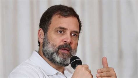 सपरम करट पहच रहल गध ससद सदसयत रदद करन क खलफ दखल