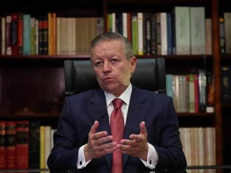 Senado aprueba la renuncia de Arturo Zaldívar a la SCJN