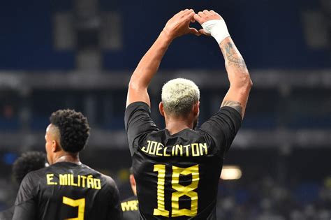 Brasile Per La Prima Volta Con La Maglia Nera Contro Il Razzismo