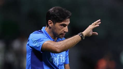 Abel Ferreira chuta o balde e joga no ventilador tudo sobre sua saída
