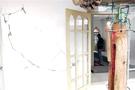 Rumah Porak Poranda Dihatam Gempa Cianjur Foto 7 1946188 TribunNews