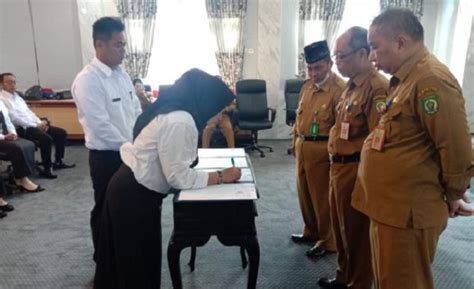 29 Orang Guru Dan Tenaga Teknis Diangkat Sebagai ASN PPPK Di Balangan