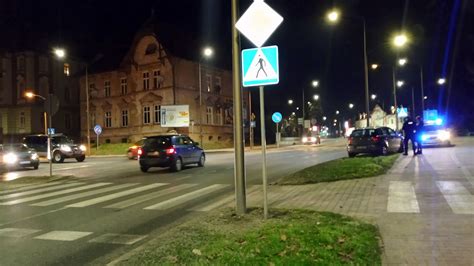 Potrącenie pieszego na przejściu