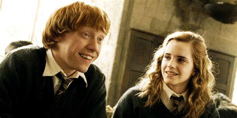 Ron And Hermiones Kiss In The Harry Potter Books Is Better Than The Movies